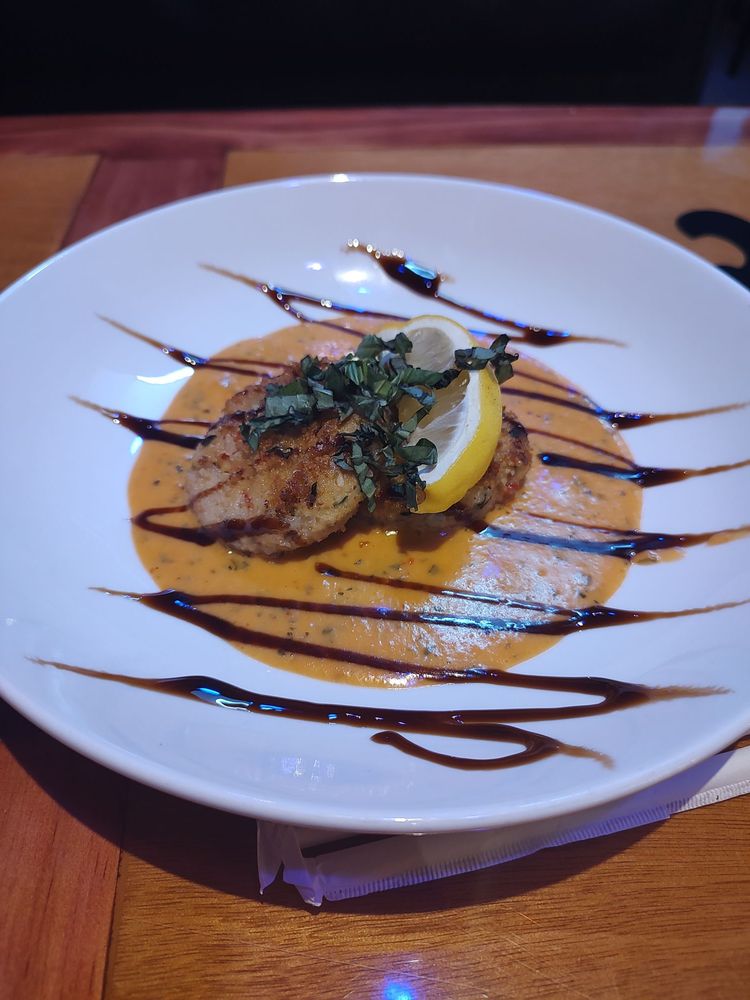 EL HEFE BAR + KITCHEN - Updated July 2025 - 15 Reviews - 232 N ...