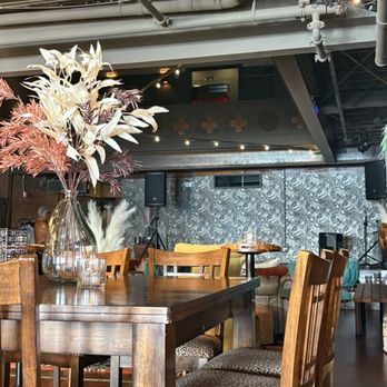 KAROO CAFE - Updated January 2026 - 85 Photos & 33 Reviews - 1921 1st ...