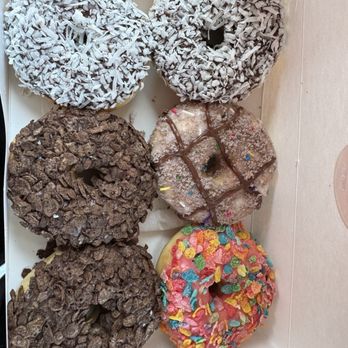 GLAZE’N DAZE DONUTS - Updated March 2025 - 272 Photos & 172 Reviews - 39 Greenville Ave ...