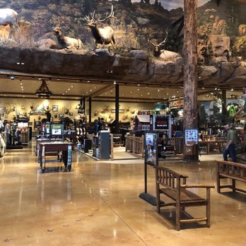 BASS PRO SHOPS - Updated December 2024 - 55 Photos & 105 Reviews ...