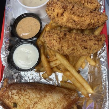 PAPA DOGZ - Updated October 2025 - 42 Photos & 38 Reviews - 707 Dixie ...