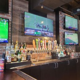 CHILI’S - Updated December 2025 - 394 Photos & 297 Reviews - 10340 N ...