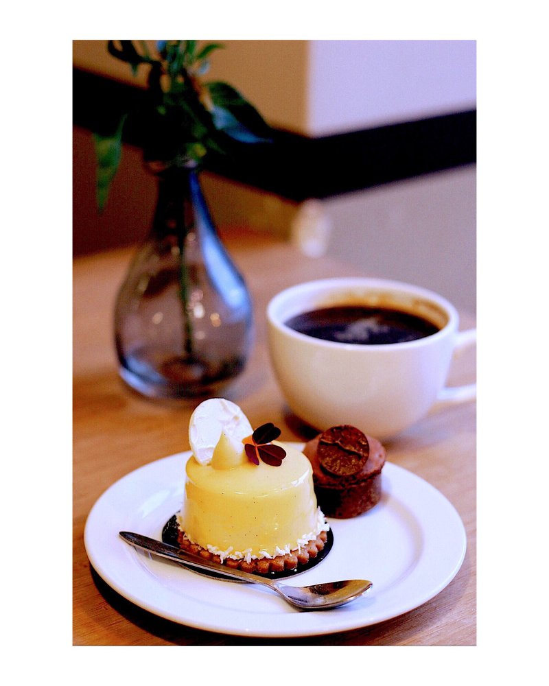 ANDERSEN BAKERY - 18 Photos & 15 Reviews - Bakeries - Thorshavnsgade 26 ...