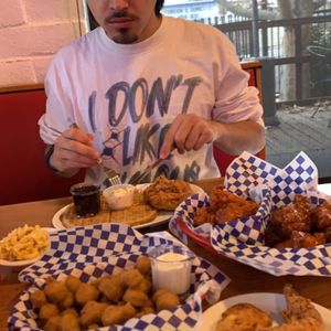 FRANK’S FAMOUS CHICKEN & WAFFLE - 446 Photos & 369 Reviews - 400 ...