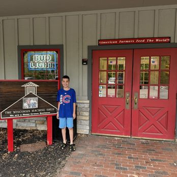 THE MACHINE SHED - APPLETON - Updated July 2025 - 153 Photos & 191 ...