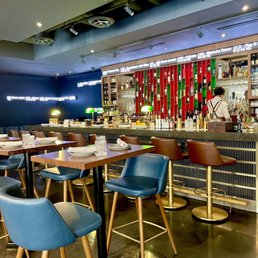 CKTL - Updated January 2026 - 64 Photos & 12 Reviews - 330 Bay Street ...