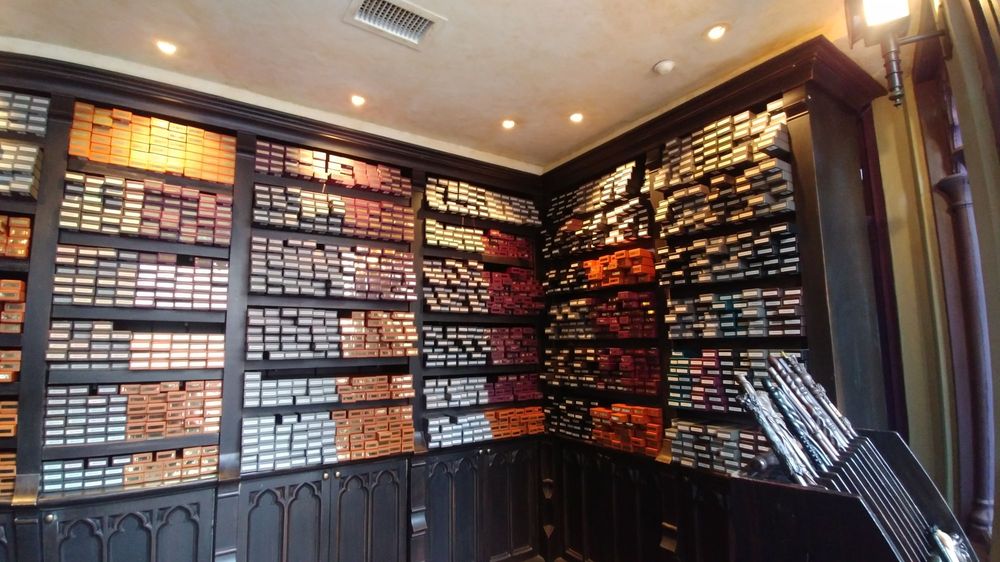 WANDS BY GREGOROVITCH - 17 Photos - The Wizarding World of Harry Potter ...