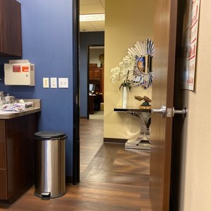 LAS VEGAS NEUROSURGICAL INSTITUTE - Updated November 2024 - 19 Reviews ...