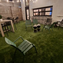 FORE SCORE A GOLF TAVERN - Updated December 2025 - 262 Photos & 77 ...