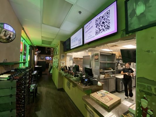 ZAZZO’S PIZZA AND BAR - Updated December 2024 - 99 Photos & 238 Reviews ...