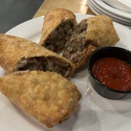 CRAFT HALL - Updated October 2025 - 235 Photos & 125 Reviews - 901 N ...