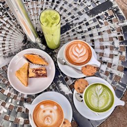 AGORA - Updated October 2025 - 958 Photos & 1396 Reviews - 1712 ...