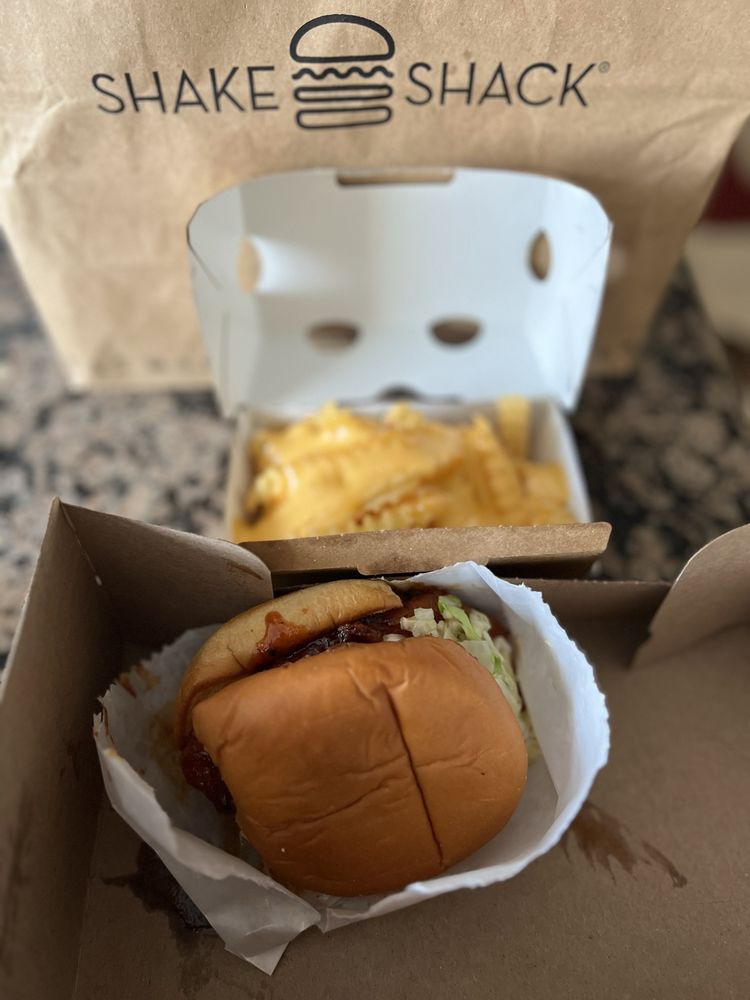 SHAKE SHACK CRAIG ROAD - Updated January 2026 - 201 Photos & 95 Reviews ...