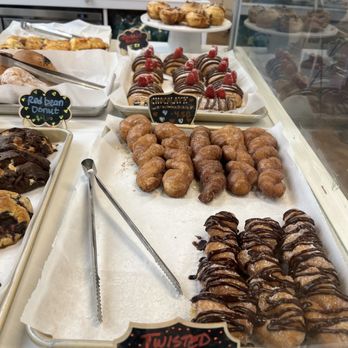 HEEMEE COFFEE + BAKERY - 282 Photos & 135 Reviews - 20 E Congress St ...