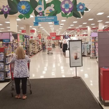 TARGET - Updated January 2025 - 84 Photos & 54 Reviews - 1200 S Federal ...