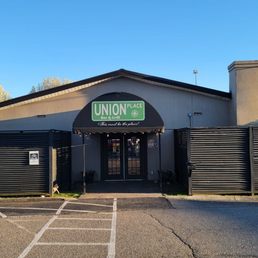 UNION PLACE BAR AND GRILL - Updated July 2025 - 89 Photos & 62 Reviews ...