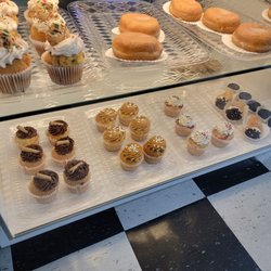Best Cupcake Places Near Me - January 2026: Find Nearby Cupcake Places ...