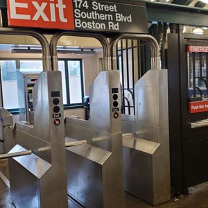 MTA - 174TH STREET SUBWAY STATION - 10 Photos - Southern Boulevard And ...