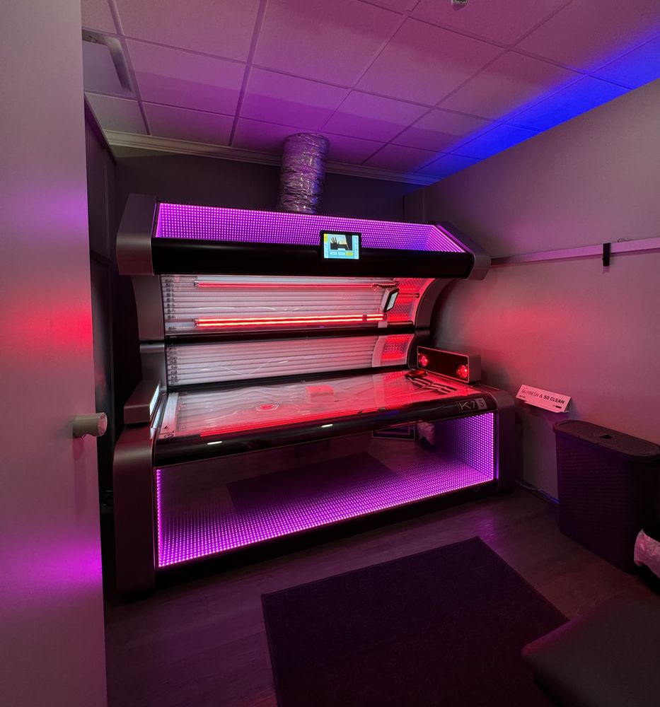 SKY TAN - MILLER PLACE - Updated January 2026 - 10 Photos - 451 Rte 25A ...