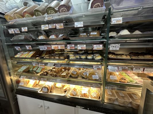 GOLDEN GATE CAKE SHOP - Updated September 2025 - 34 Photos & 41 Reviews ...