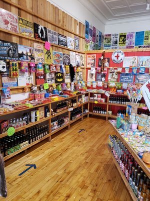 ROCKET FIZZ - Updated July 2025 - 96 Photos & 66 Reviews - 944 N High ...