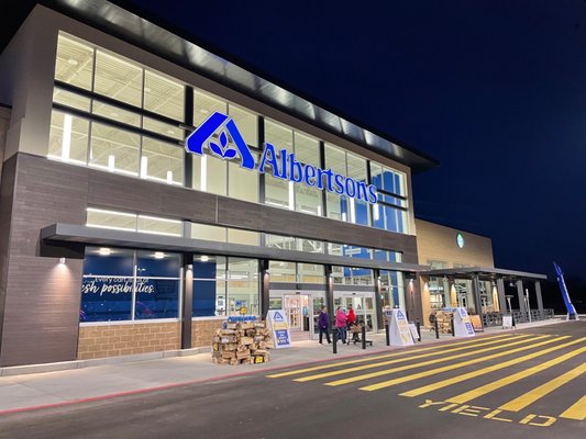 ALBERTSONS - Updated December 2025 - 11 Photos & 18 Reviews - 210 N ...