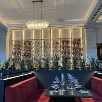 AMORE - Updated October 2025 - 51 Photos & 38 Reviews - 239 Pearl St ...