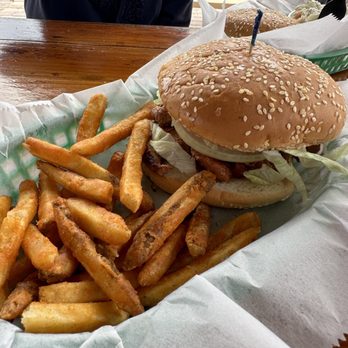 EVERGLADES GATOR GRILL - Updated February 2025 - 404 Photos & 252 ...