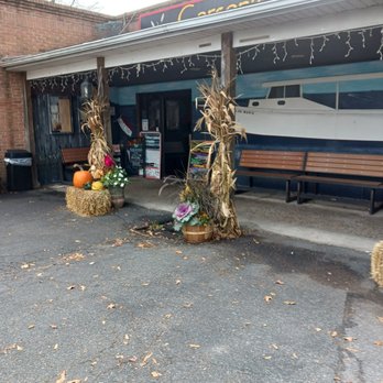 CARSON’S CREEKSIDE RESTAURANT AND LOUNGE - Updated December 2025 - 226 ...