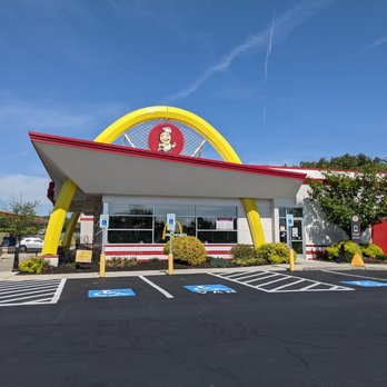 LUDLOW TRAVEL PLAZA - Updated December 2025 - 37 Photos & 15 Reviews ...