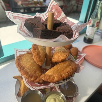 COLADA SHOP - Updated December 2025 - 120 Photos & 72 Reviews - 2811 ...