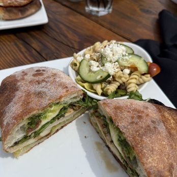 WHITECAPS PIZZA - Updated October 2025 - 579 Photos & 937 Reviews ...