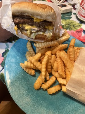 BURGER TIME - Updated July 2024 - 19 Photos & 25 Reviews - 400 E 18th ...