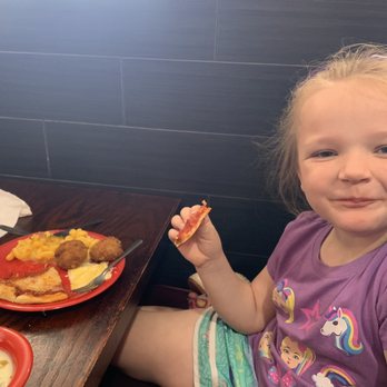 FEAST - 73 Photos & 125 Reviews - 6512 Northwest Expy, Oklahoma City ...