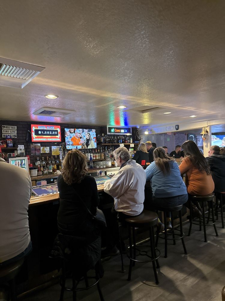 THE TIMBERS SALOON - Updated June 2026 - 15 Photos & 20 Reviews - 124 E ...