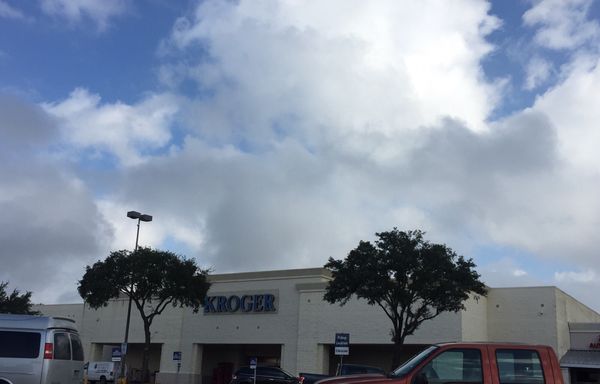 KROGER - Updated December 2025 - 27 Reviews - 151 N Friendswood Dr ...