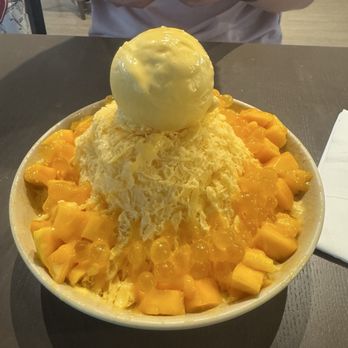 MANGO MANGO DESSERT - Updated January 2026 - 225 Photos & 93 Real ...