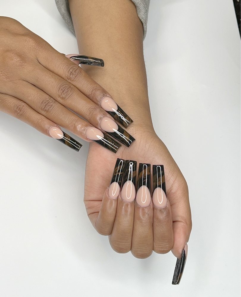 CUSTOM NAILS AND SPA - Updated September 2024 - 957 Photos & 101 ...