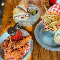 THE EAGLE OTR - Updated December 2024 - 1877 Photos & 2716 Reviews ...