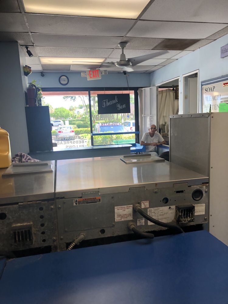 SUDS COIN LAUNDRY - Updated September 2025 - 9081 Taft St, Pembroke ...