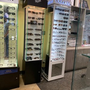 UC 20 20 OPTOMETRY - Updated February 2025 - 31 Reviews - 3000 E ...