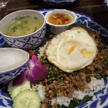 LAOTABLE - Updated August 2024 - 4676 Photos & 1599 Reviews - 149 2nd ...