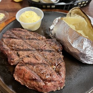 DOE’S EAT PLACE - JACKSON - Updated August 2025 - 42 Photos & 45 ...