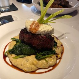 501 PRIME - Updated November 2024 - 236 Photos & 195 Reviews - 215 E ...