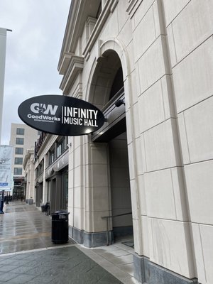 INFINITY MUSIC HALL & BISTRO - Updated May 2024 - 95 Photos & 101 Reviews - 32 Front St ...
