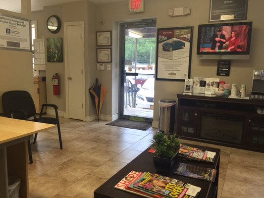 ART AUTO BODY - Updated December 2025 - 17 Photos & 38 Reviews - 230 S ...