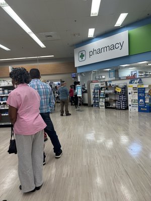 WALGREENS - Updated December 2025 - 15 Reviews - 13307 New Hampshire ...