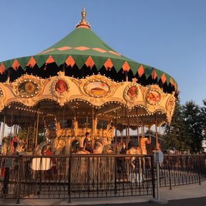 IRVINE SPECTRUM CAROUSEL - 11 Photos - Carousels - 670 Spectrum Center ...