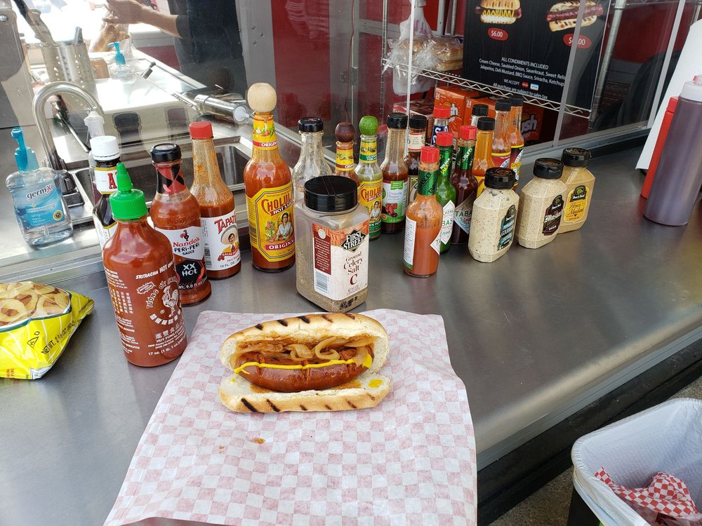 SIZZLE DOGS - 65 Photos & 46 Reviews - Hot Dogs - 1000 Garden Ave N ...