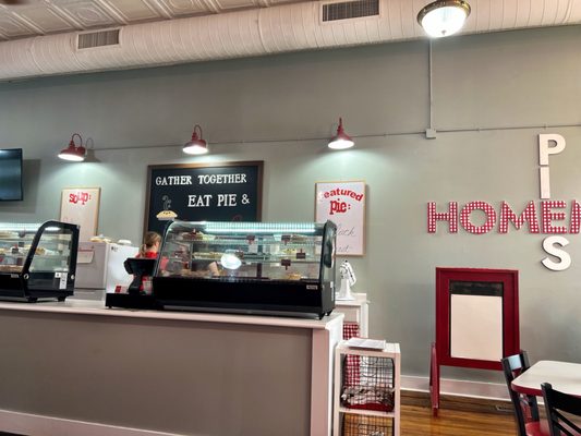 THE PIE SHACK - Updated July 2025 - 16 Photos & 17 Reviews - 131 W ...